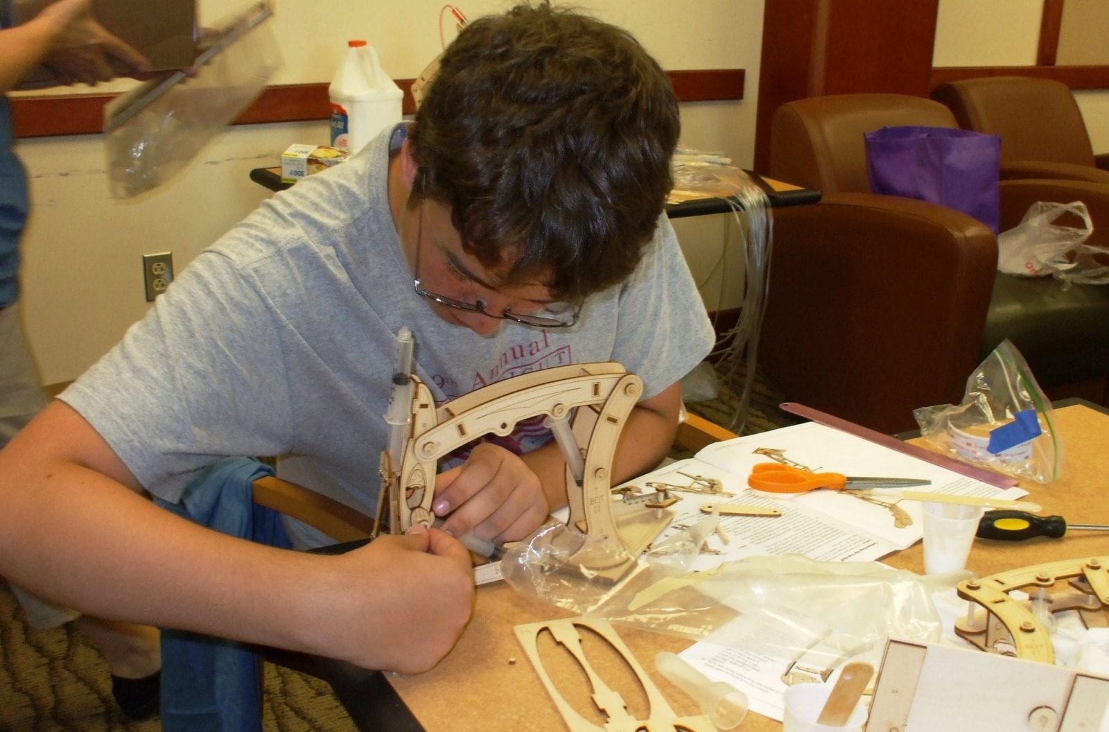 Robotics Engineering- WAITLIST | UConn Pre-College Summer