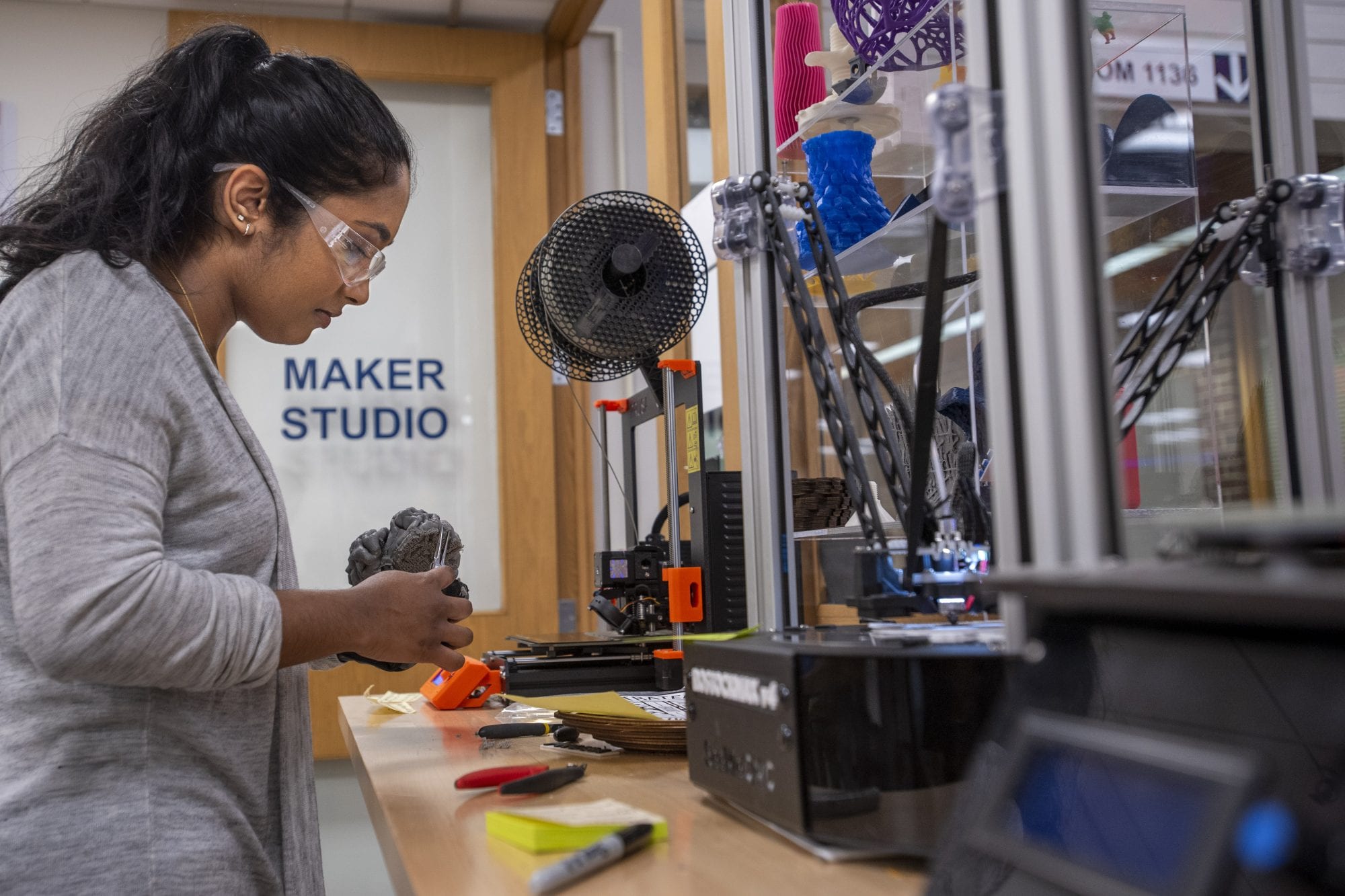 Robotics Engineering- WAITLIST | UConn Pre-College Summer