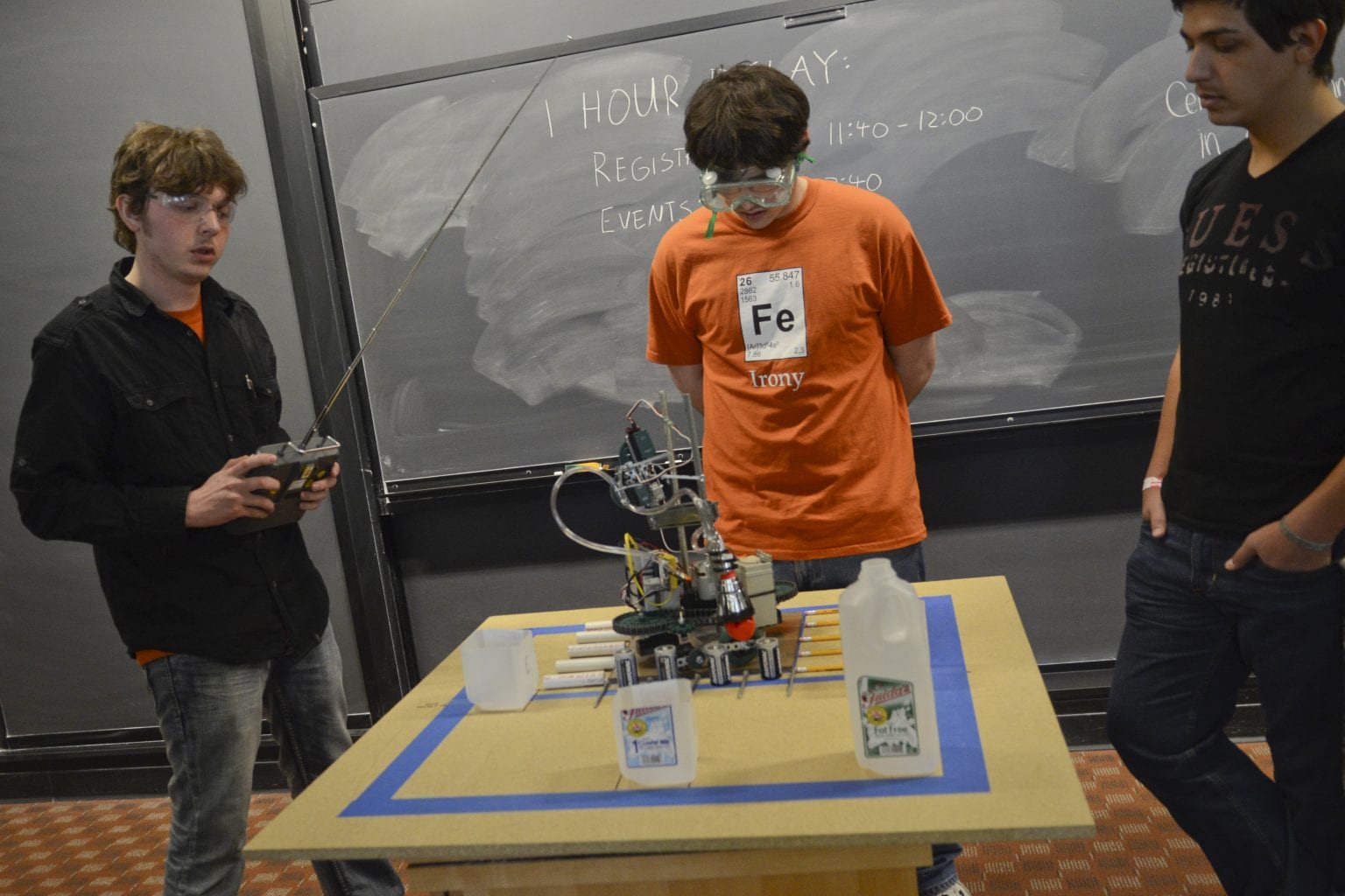 Robotics Engineering- WAITLIST | UConn Pre-College Summer